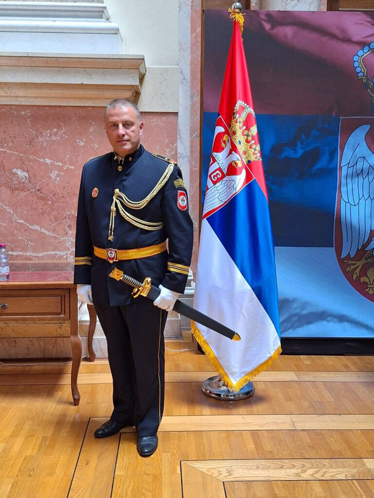 Rogatičanin dobio sablju od predsjednika Srbije | 369 Portal